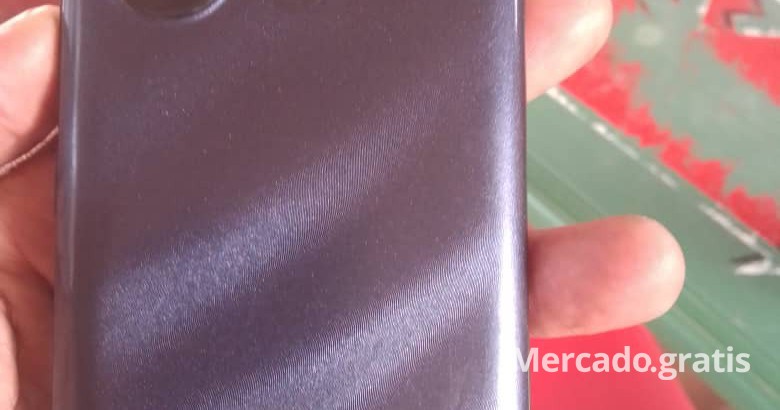 Venda de telefone da marca Itel